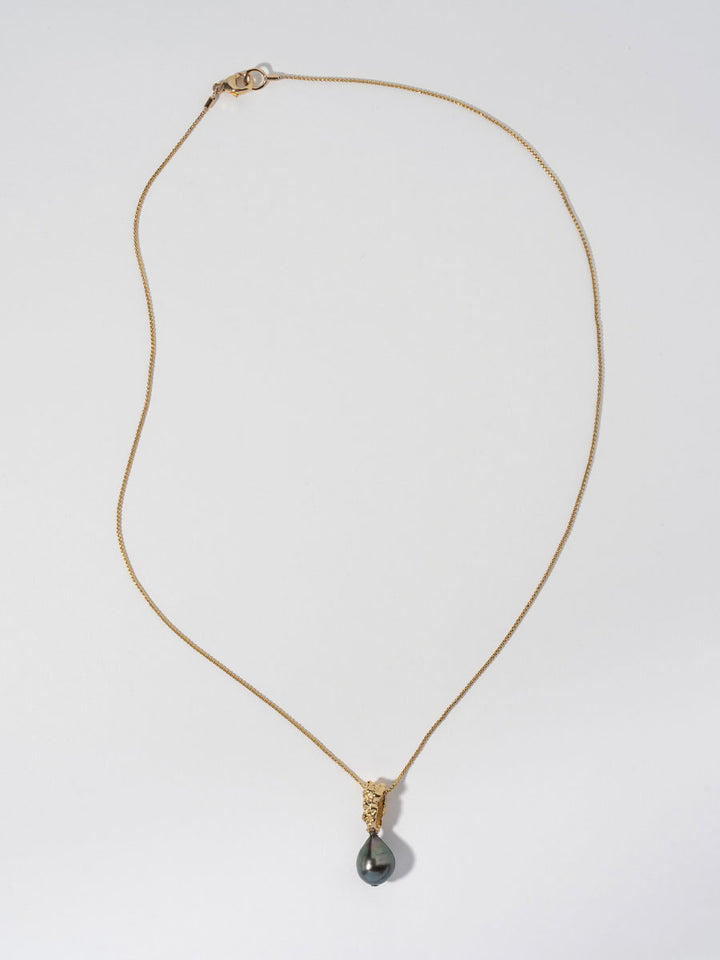 BATIZ NECKLACE