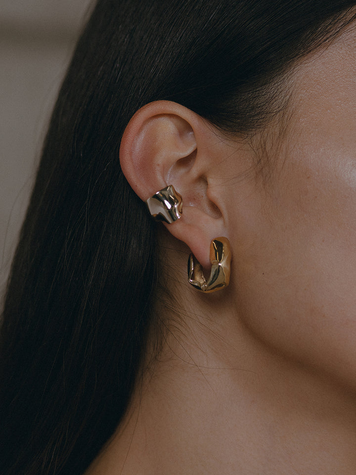 BUBBLE EAR CUFF